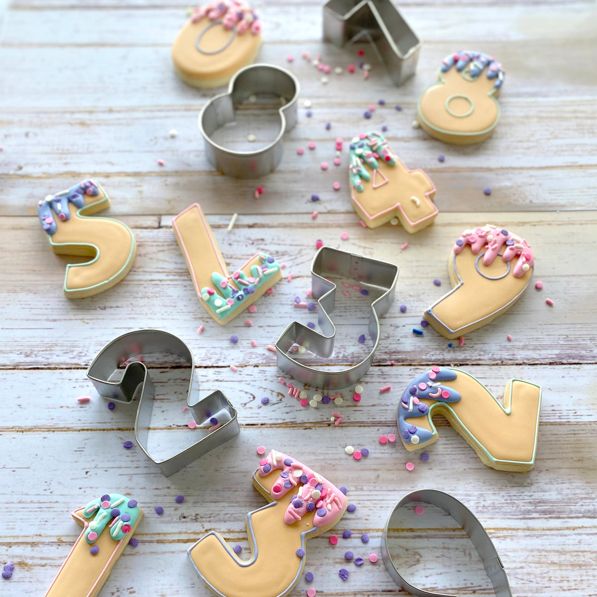 Number 6 Tin-Plated Cookie Cutter – Anniversary House
